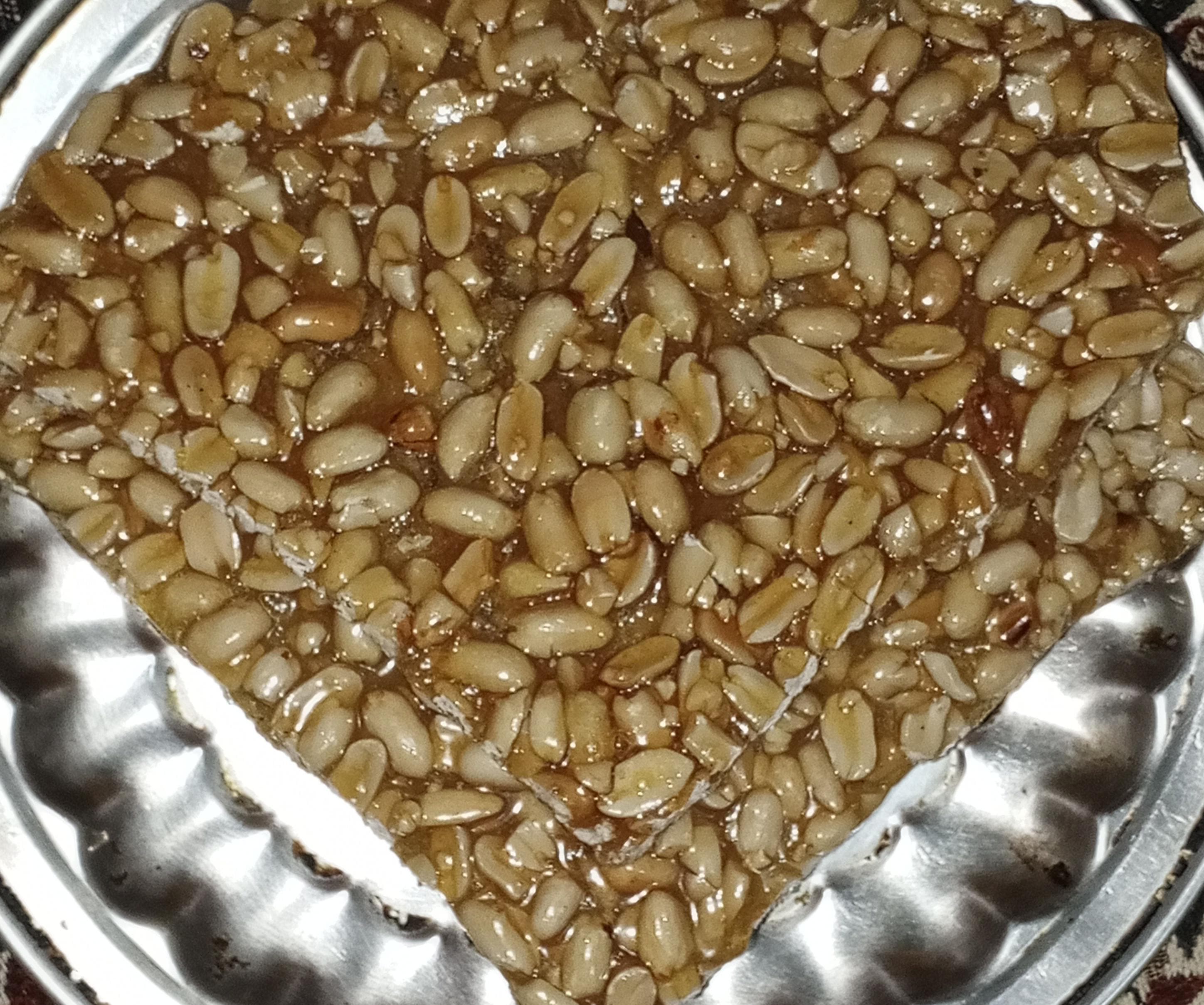 Peanut Chikki Snacks / Chickpea Chikki Snacks / Laii. Home Made Chikki ...