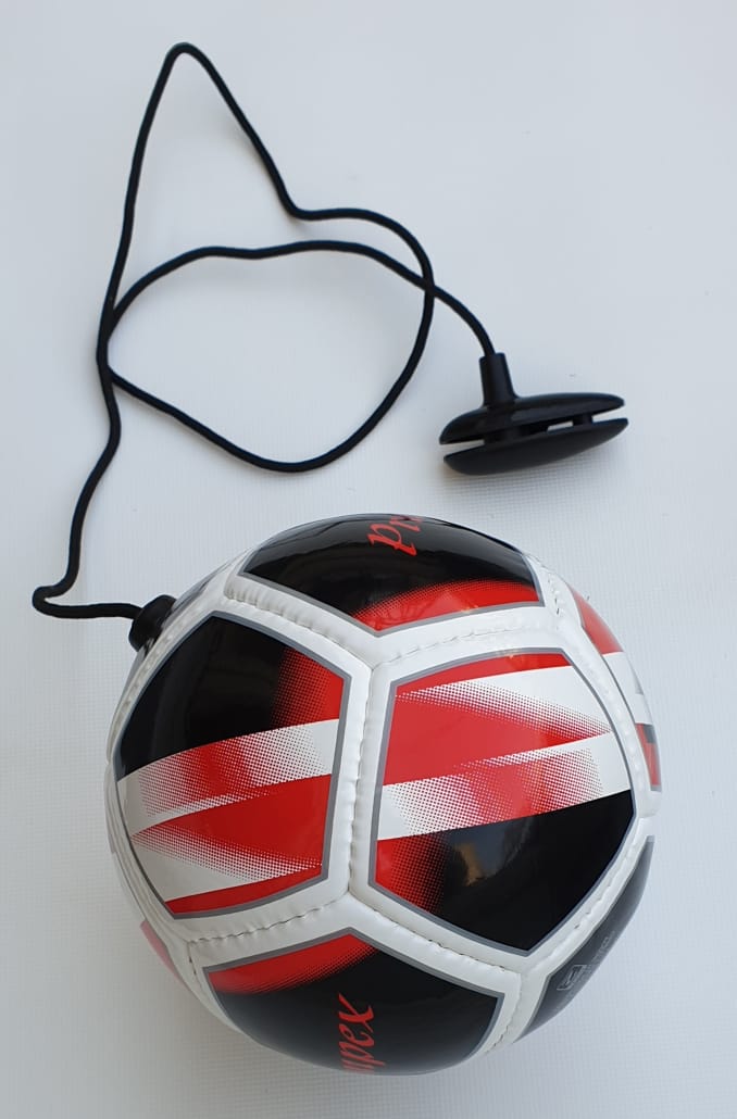 Training Soccer Ball - Smart Football with Tether for Juggling, Foot ...