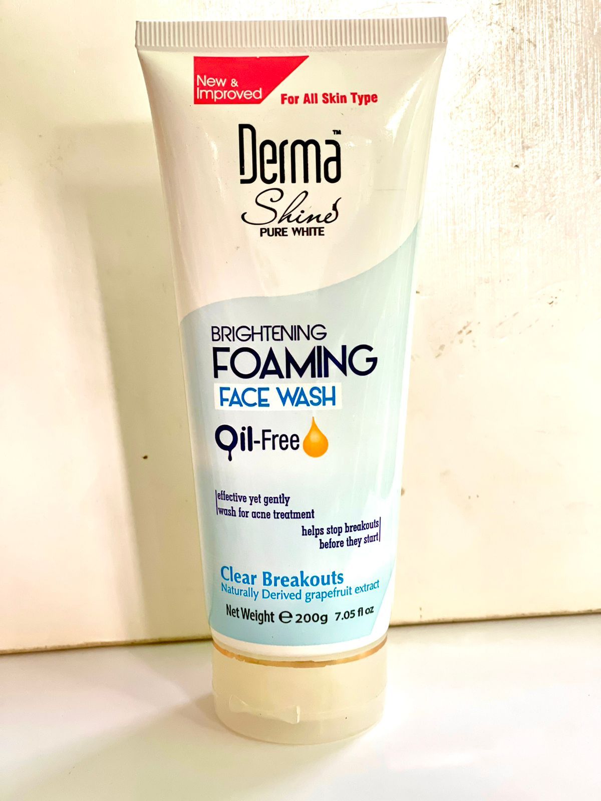Darma Shine Brightening Foaming Face wash Oil Free 200gm | Daraz.pk