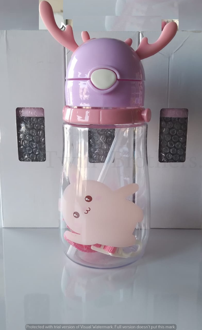 Baby Beaker Water Sipper Feeder with Handles and Smart Lock Button ...