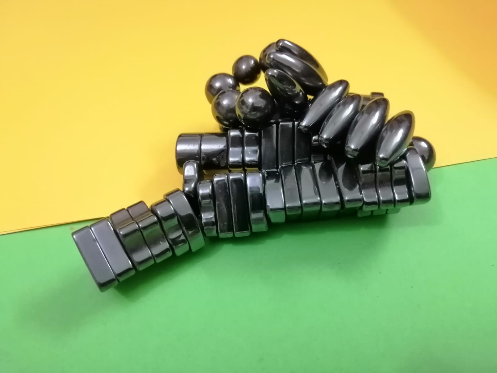 30 PCs Buzzing Magnets Mini Different shapes Magnets Specially Design ...