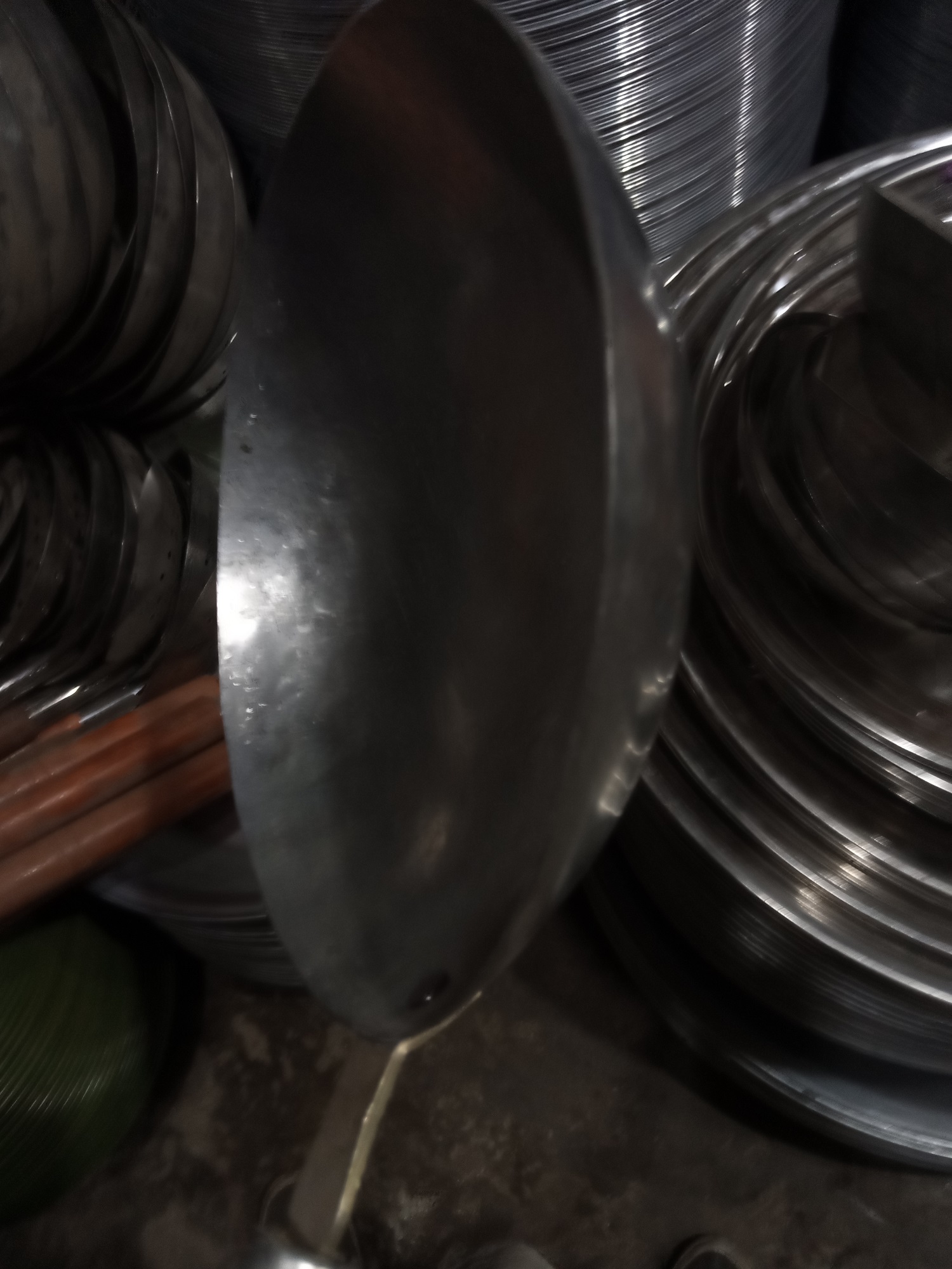 OURE IRON MADE White Iron Karahi with Wood Handle, Best for Frying and ...