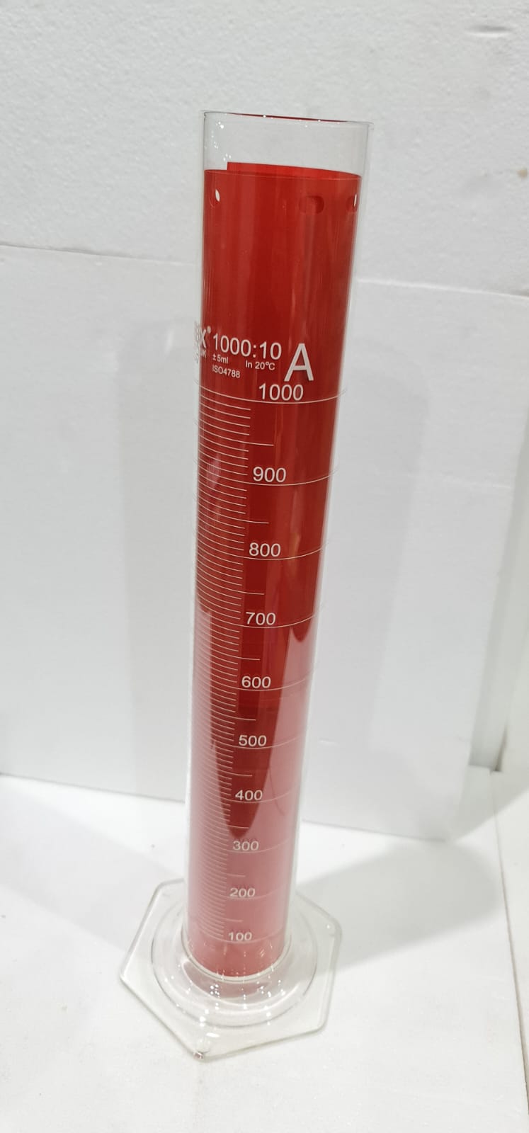 Pyrex Single Metric Measuring Cylinder, Lab Glassware 1000ml, Made of ...