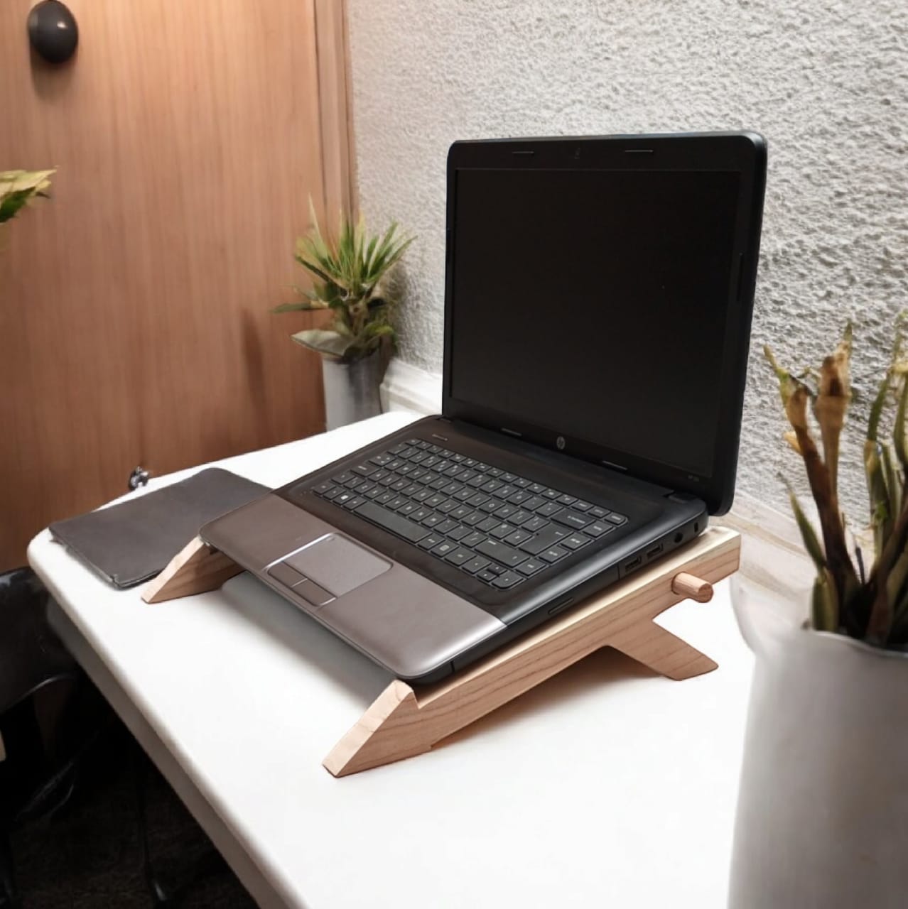 M.r Carpenter/ Wooden Laptop Riser Portable Stand for all Laptops ...