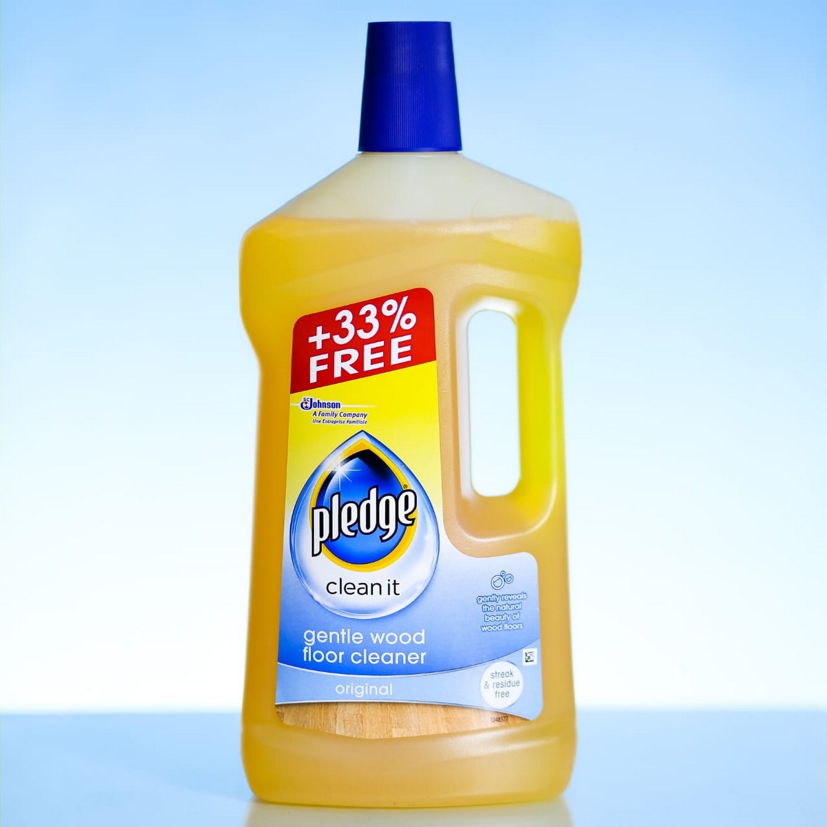 PLEDGE GENTLE WOOD FLOOR CLEANER – 1000ML | Daraz.pk