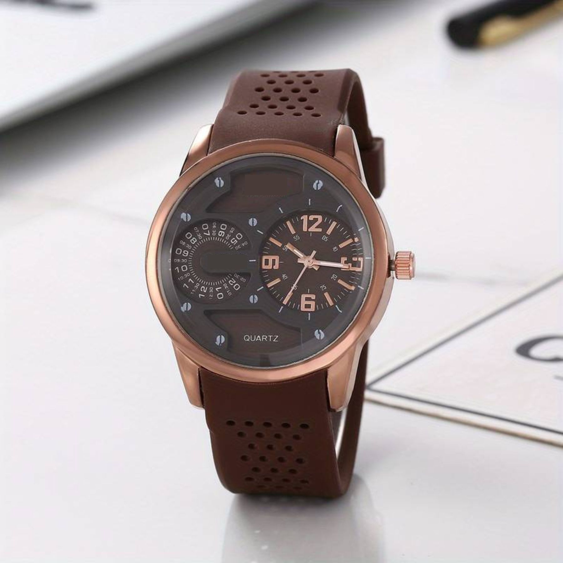 100% IMPORTED QUALITY Men Silicone Strap Round Dail Watch | Daraz.pk