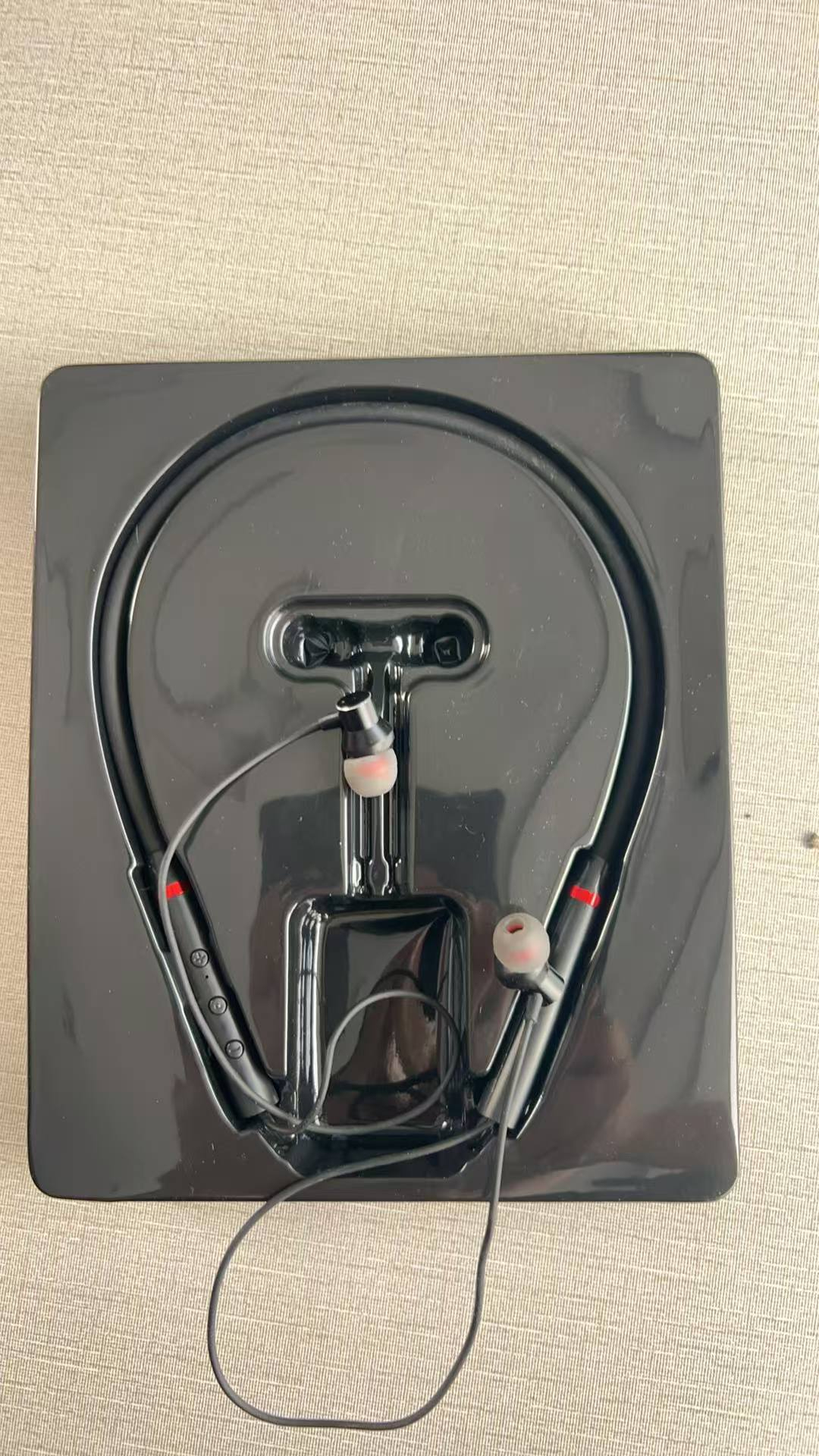 Lenovo HE05 Wireless Neckband Bluetooth Earphones – Sports Headset with ...