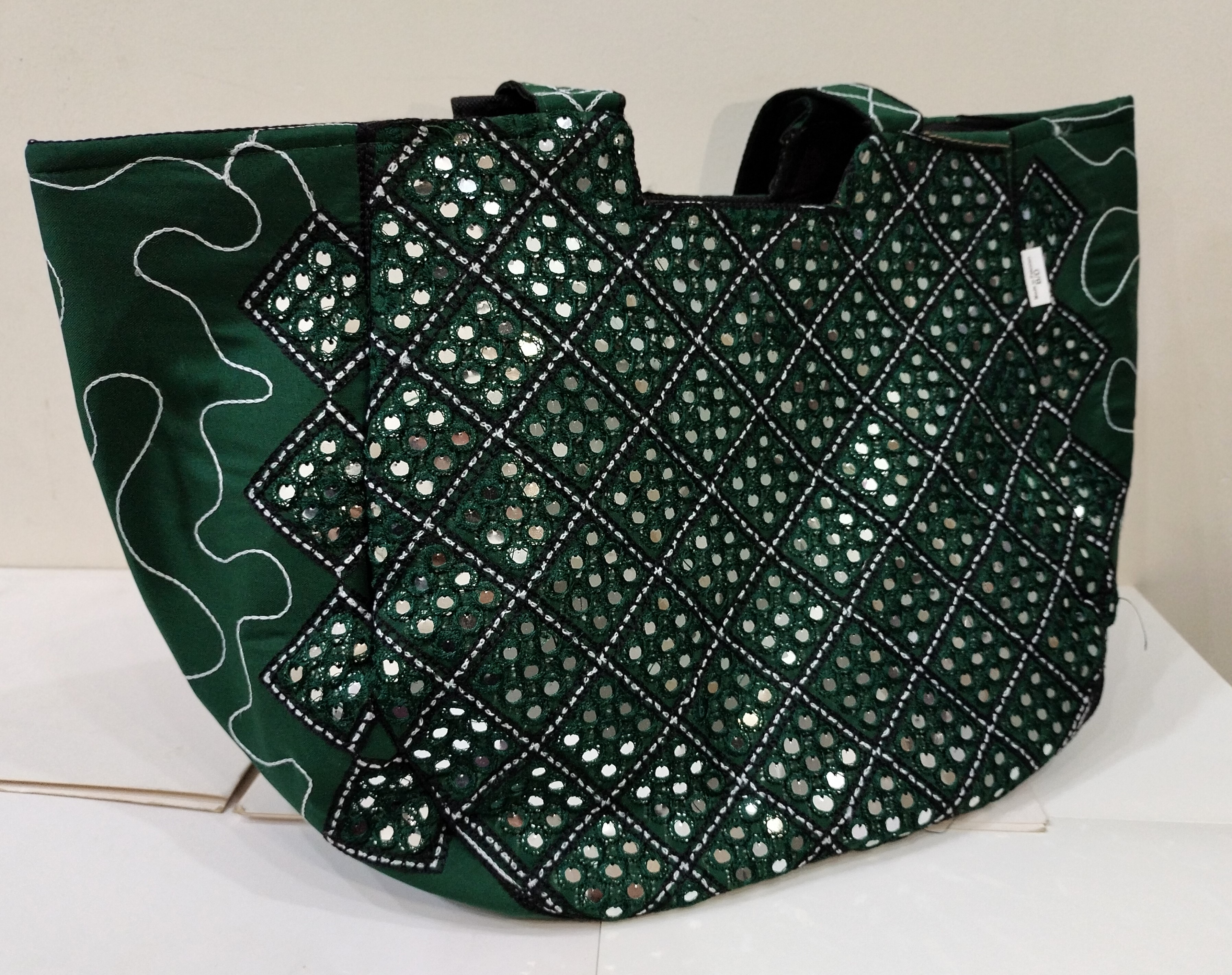 pakistani traditional embroidered hand shoulder strap bag full size ...