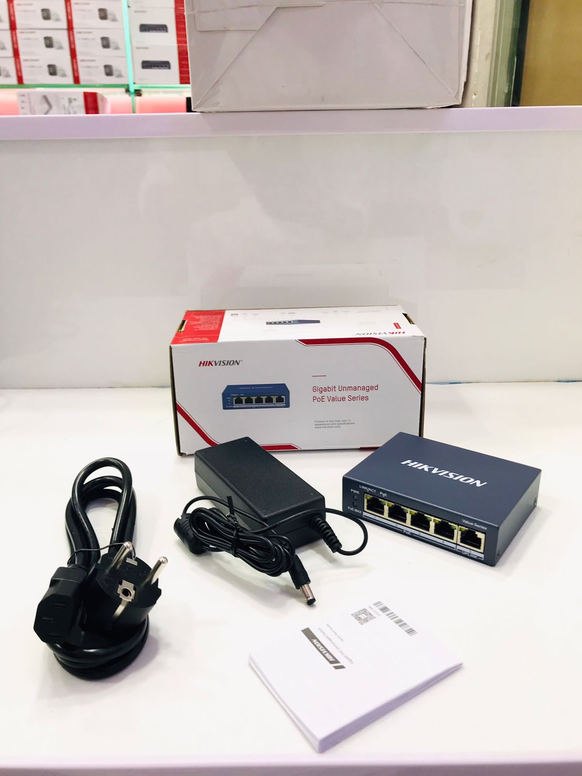 HIKVISION DS-3E0505P-E/M 4 PORT GIGABIT UNMANAGED POE SWITCH TRANSMISSION NETWORK SWITCHES VALUE ...