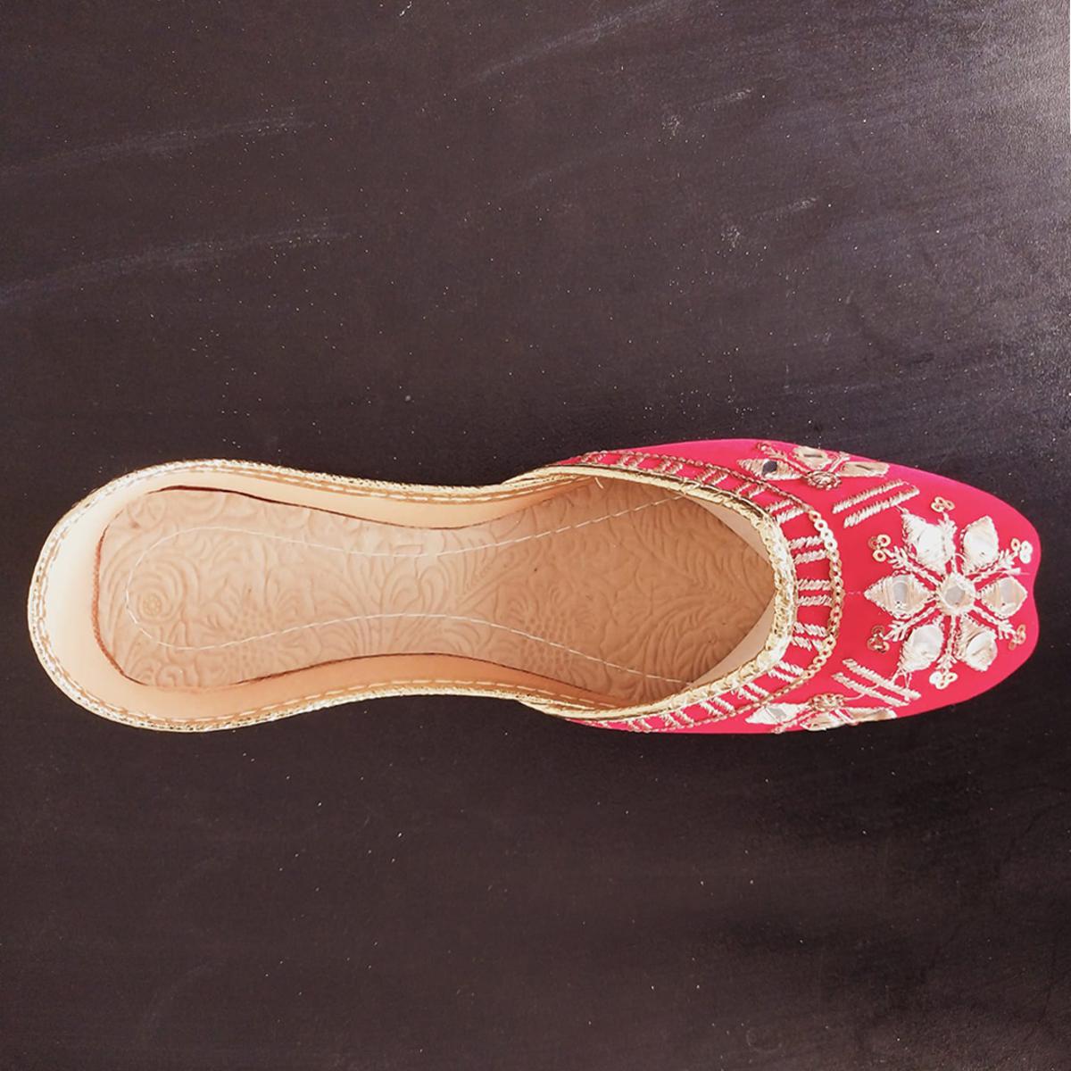 Zaytun Fancy and Stylish Handmade Red Color Khussa for Women and Girl's ...