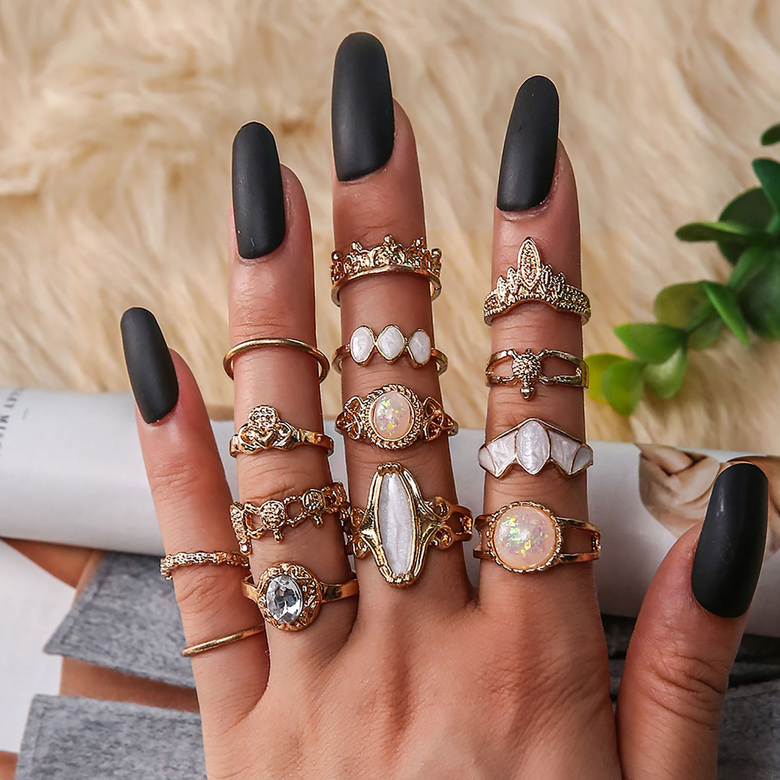 1 Set Rings Bohemian Women Heart Rhinestone Stackable Finger Ring ...