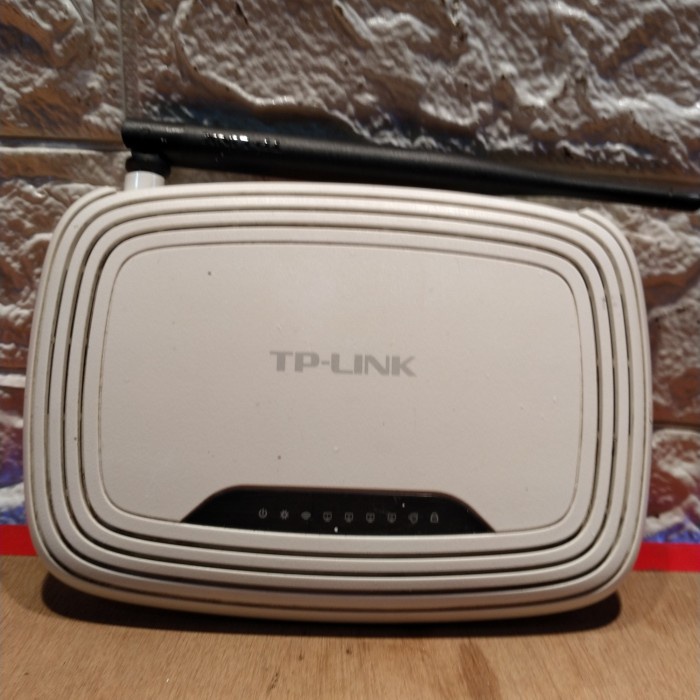 TP-Link TL-WR740N Wireless Router + range extender - High-Performance ...