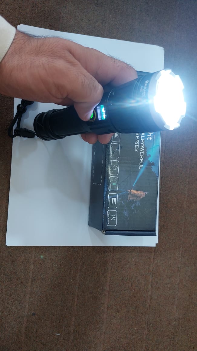 LED Flashlight Zoomable Waterproof Rechargeable Torch Light for Outdoor ...