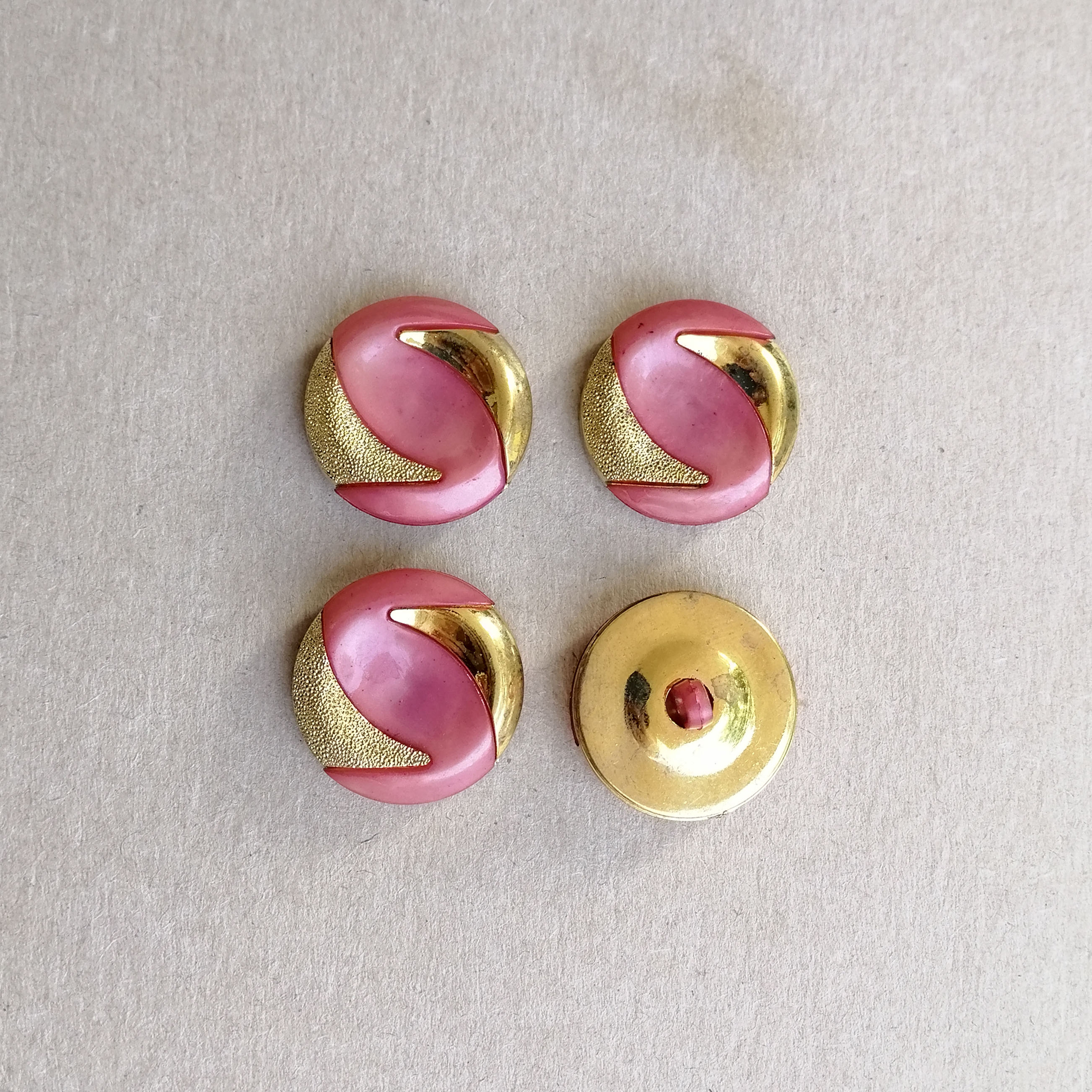 4-Pieces Pretty Fancy Decorative Buttons | Fancy Buttons for Men/Women ...