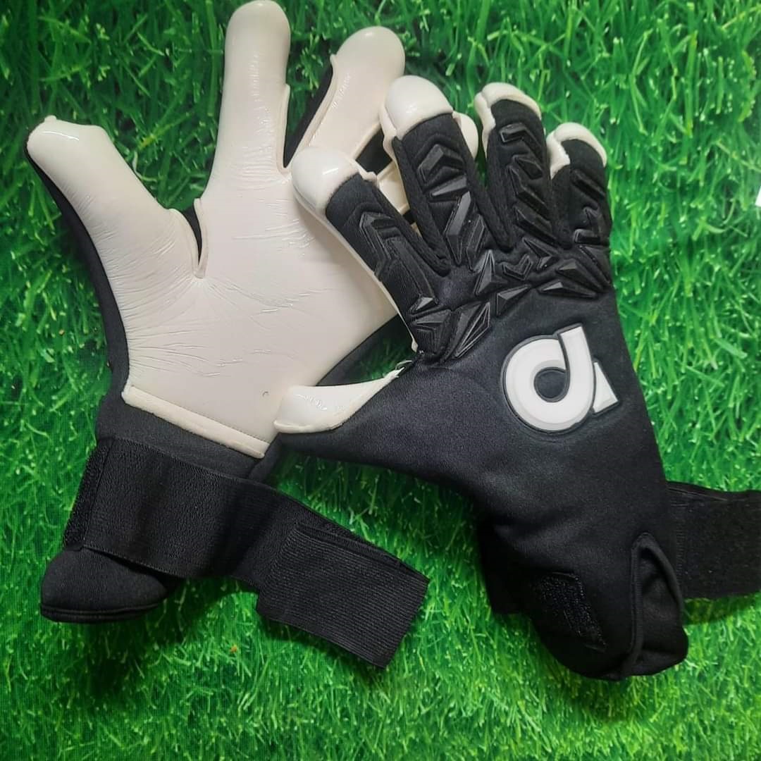 Goalkeeper gloves special size | Daraz.pk