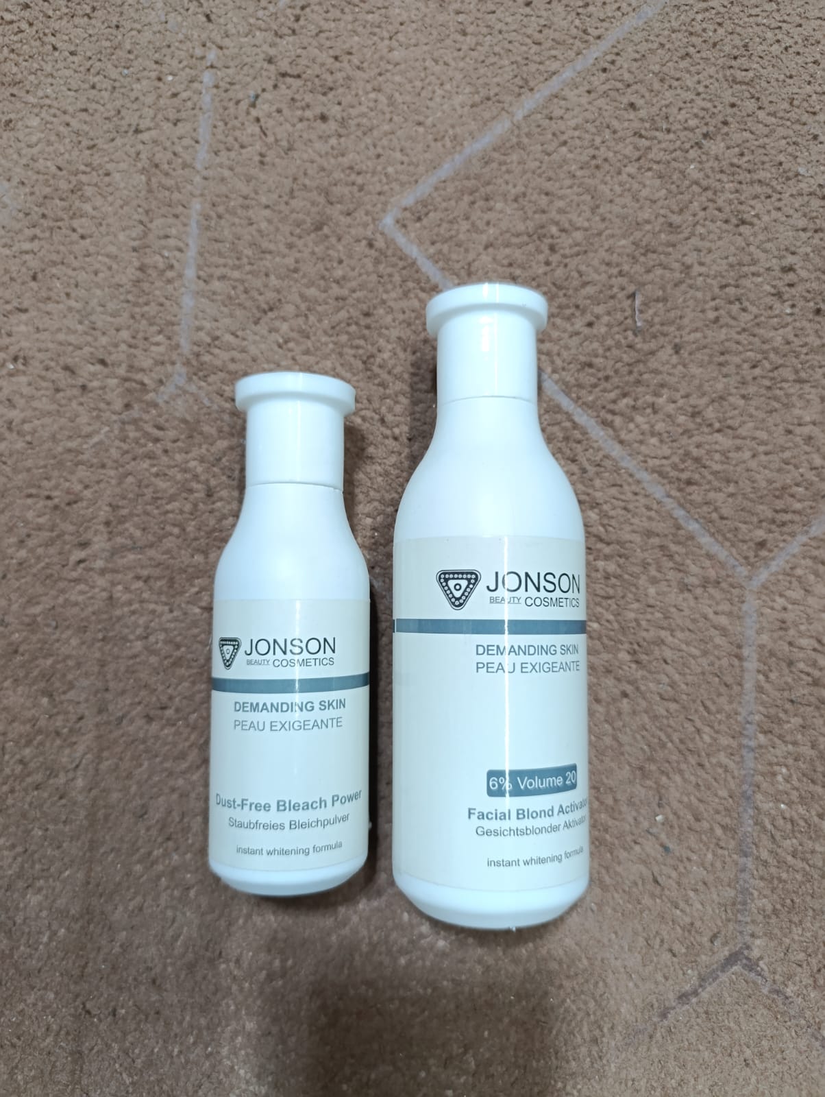 JOHNSON Cosmetic Whitening Skin Polisher | Daraz.pk