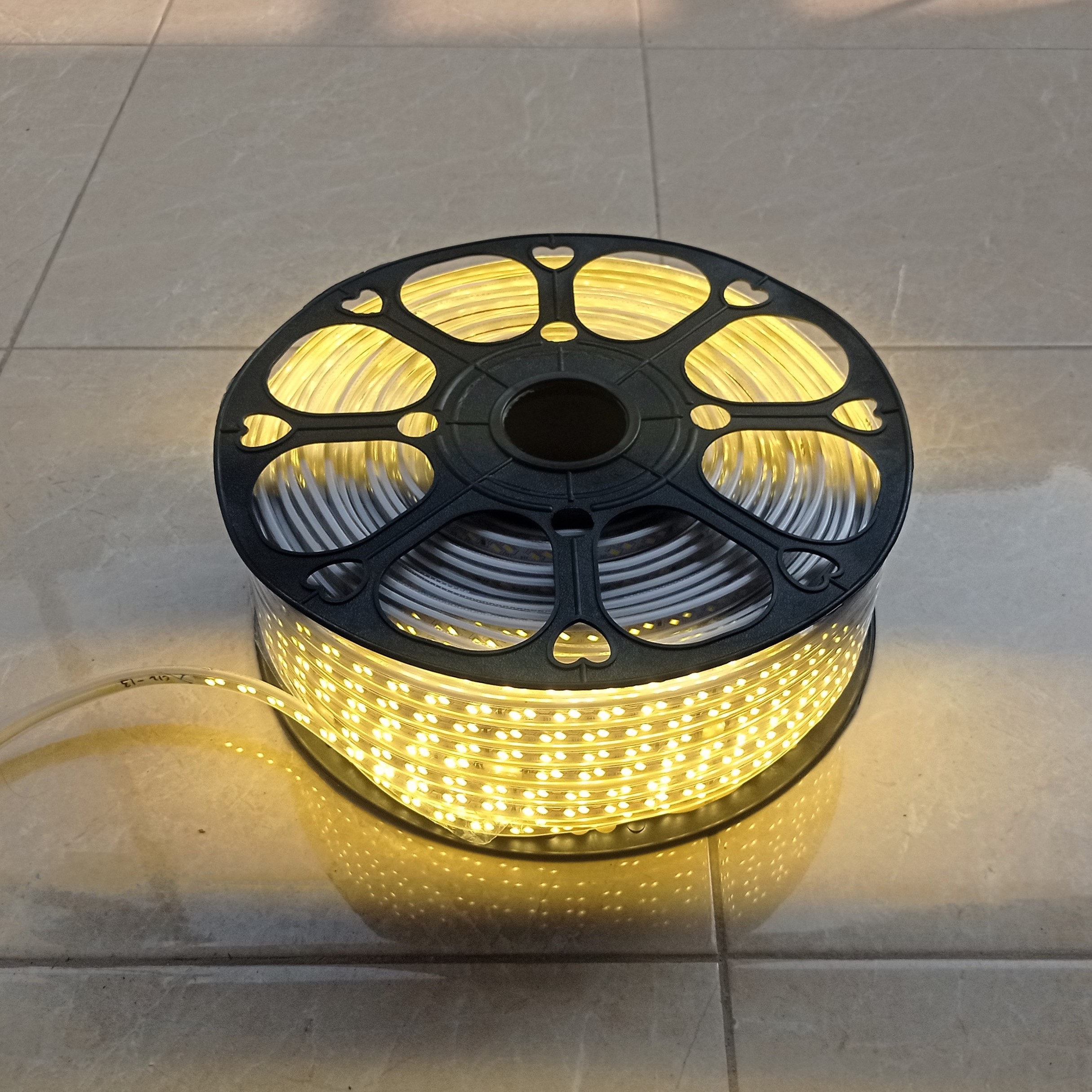 LED Strip Light, Ceiling Rope Light (4 mm - 8 mm) without Adapter ...