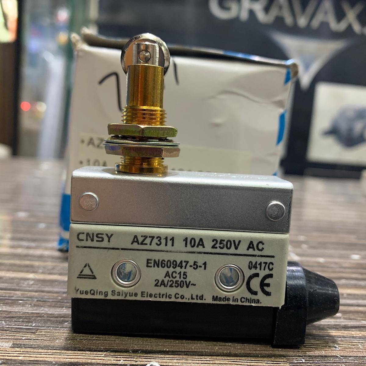 Limit switch az 7311 roller micro limit switch 1no 1nc | Daraz.pk