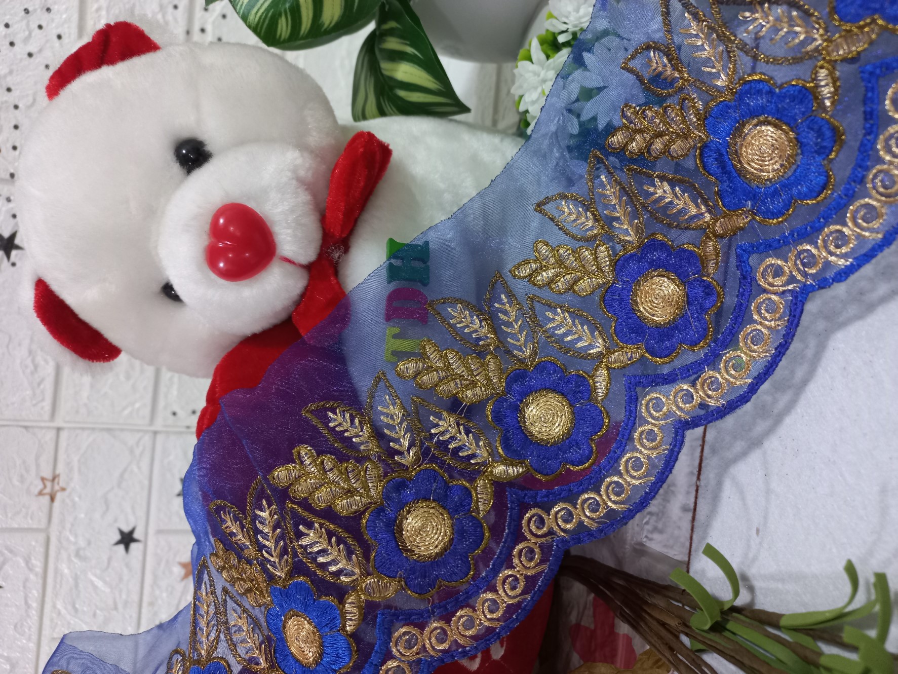 Fancy Organza/Tissue Fabric Embroidered cut work design border lace ...