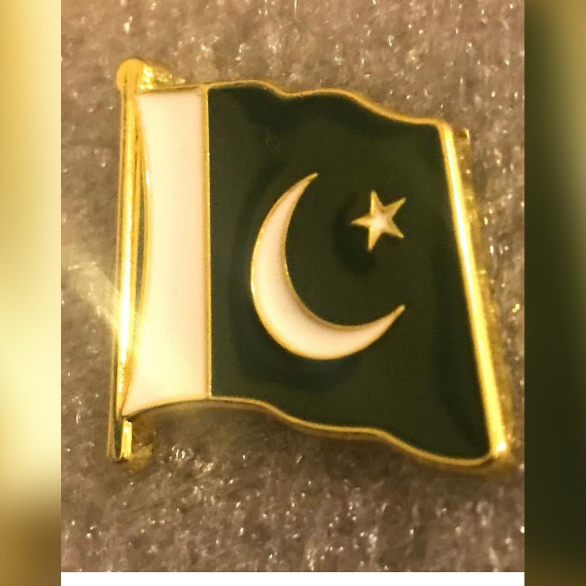 Pakistan Flag Lapel pin 3d Recessed by Saariyas | Daraz.pk