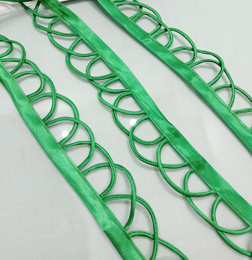 FASHION! 2 GAZ ( YARDS) LARGE SIZE MOST DEMANDING PIPING LACE FOR ...