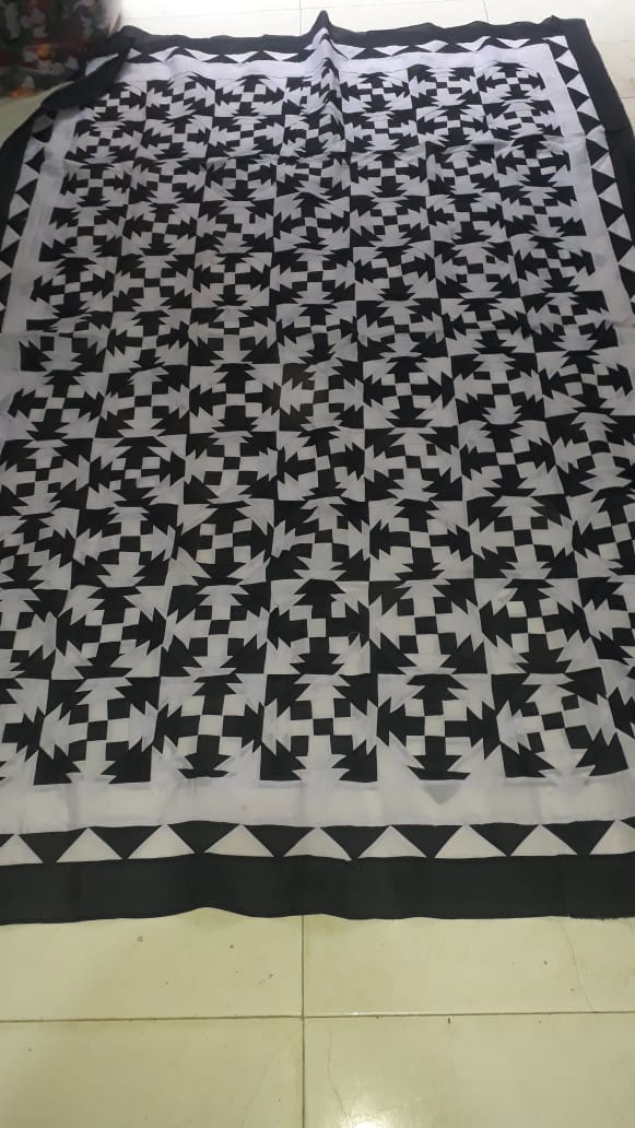Traditional Sindhi Rilli - Bedsheet - Black and White - Box Design (6ft ...