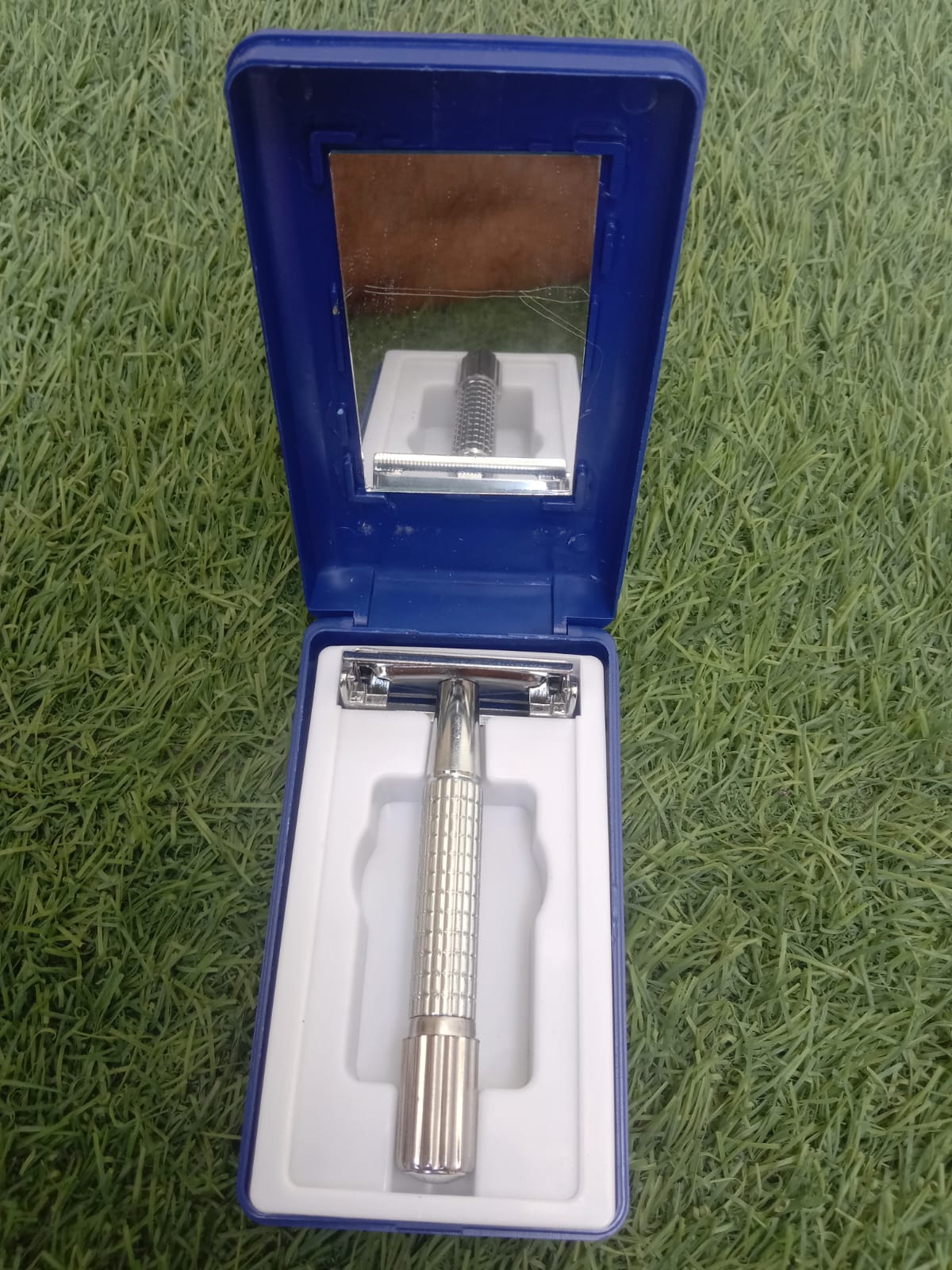 Stainless Steel Safety Classic Shaving Razor, Beard | Daraz.pk