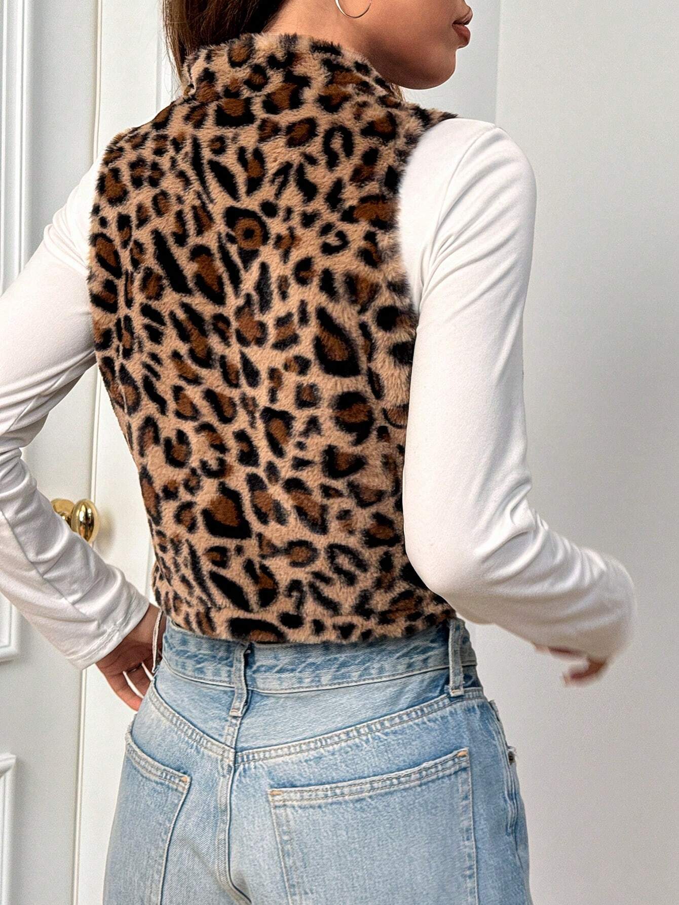 SHEIN EZwear Women's Casual Leopard Print Sleeveless Fluffy Cropped ...
