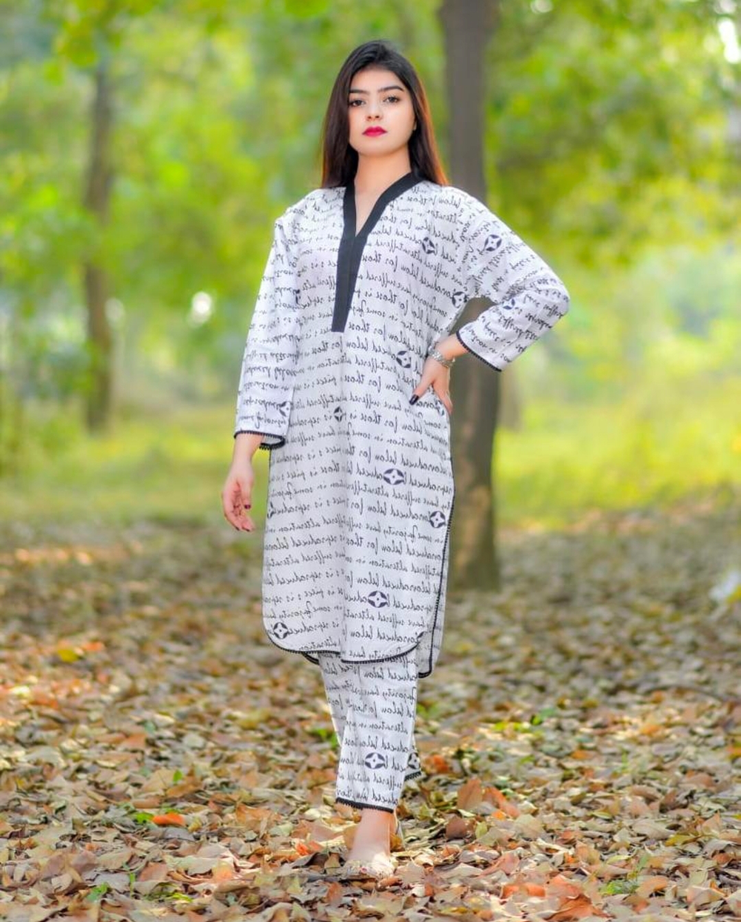 Dress 2 PCs Signature Kurties and Shalwar Suit Ready to Wear for Girls ...