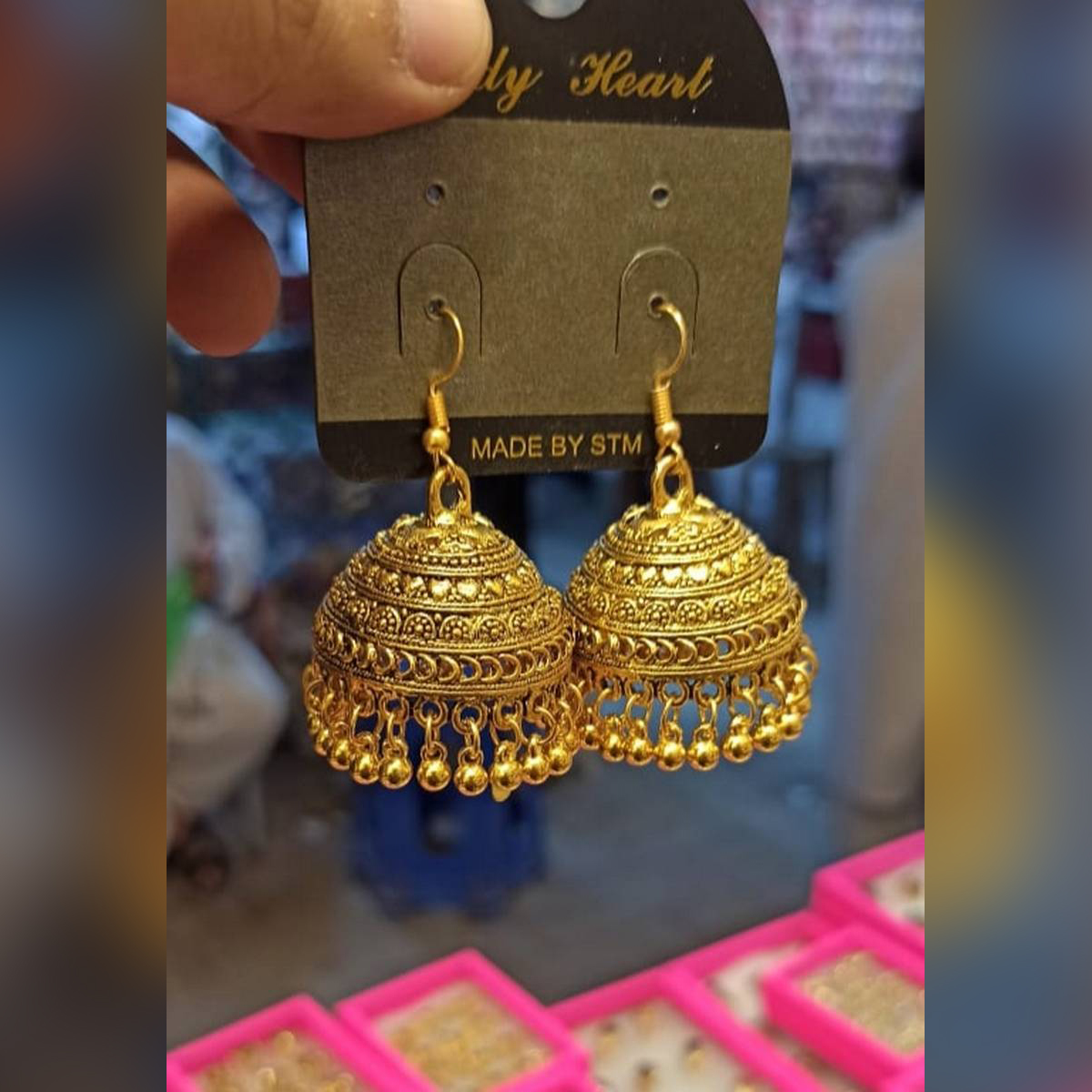 Amazing Hot Selling Antique Indian Style Golden Jhumka For Beautiful ...