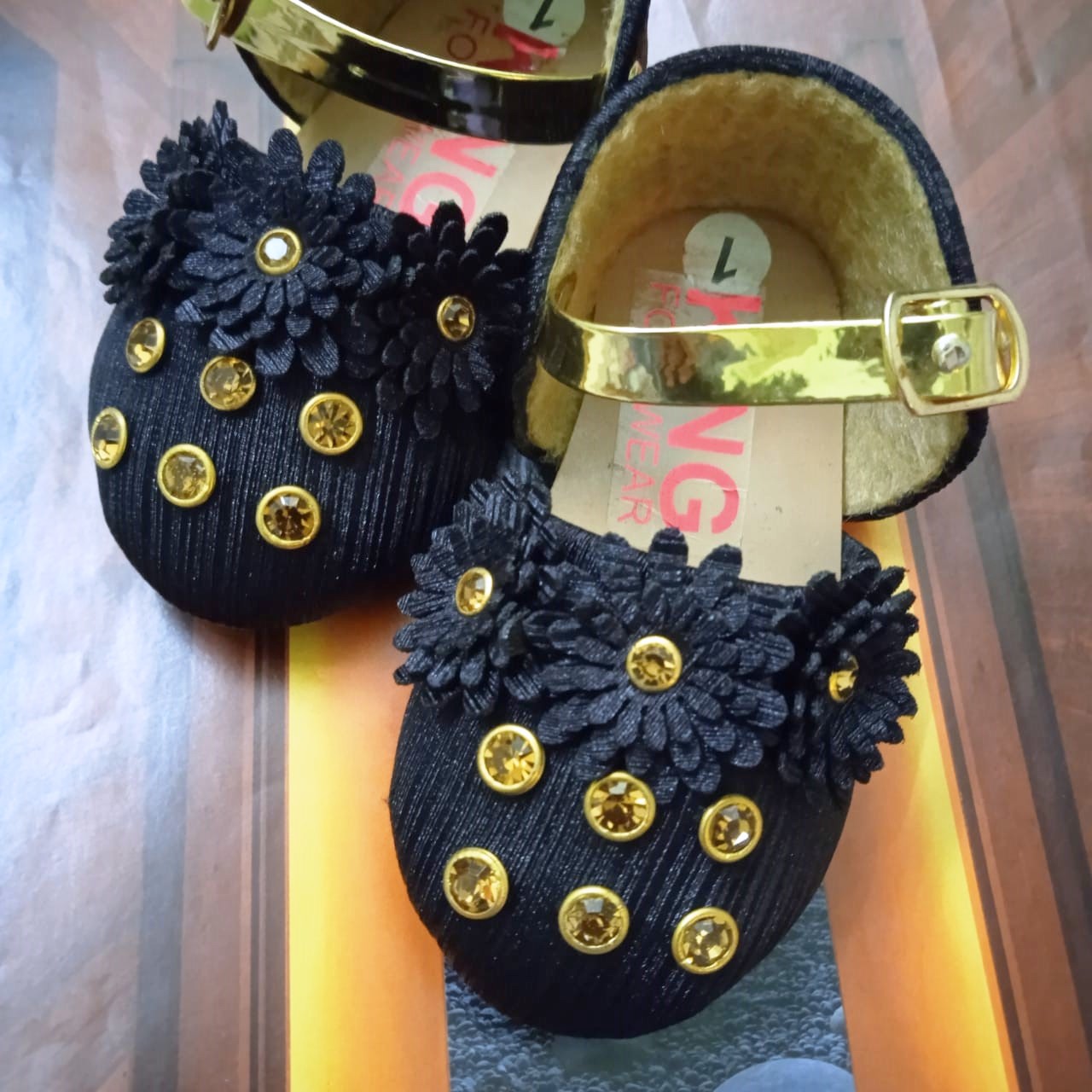 Baby Fancy Shoes With Shiny Baby Girls Fancy Shoes Sandals Stylish ...