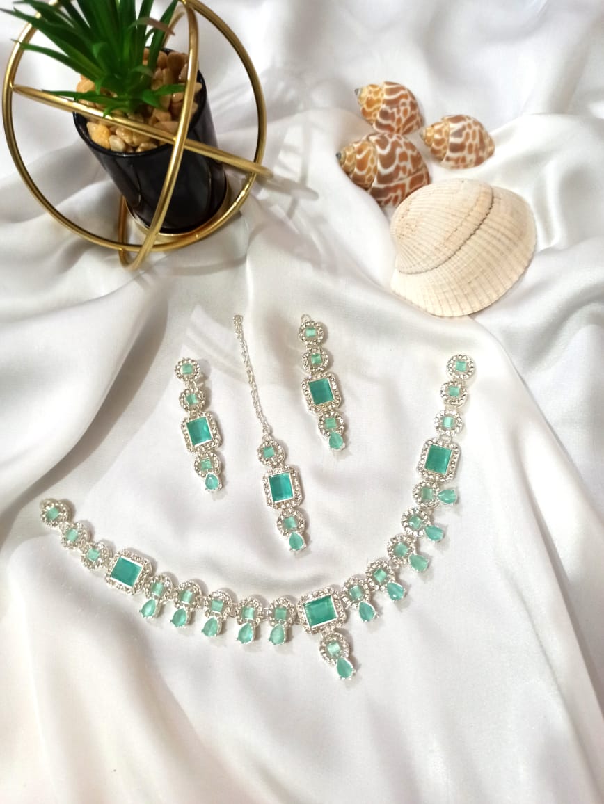 Gorgeous Exquisite Premium Zircon Bridal Jewelry Set | Daraz.pk