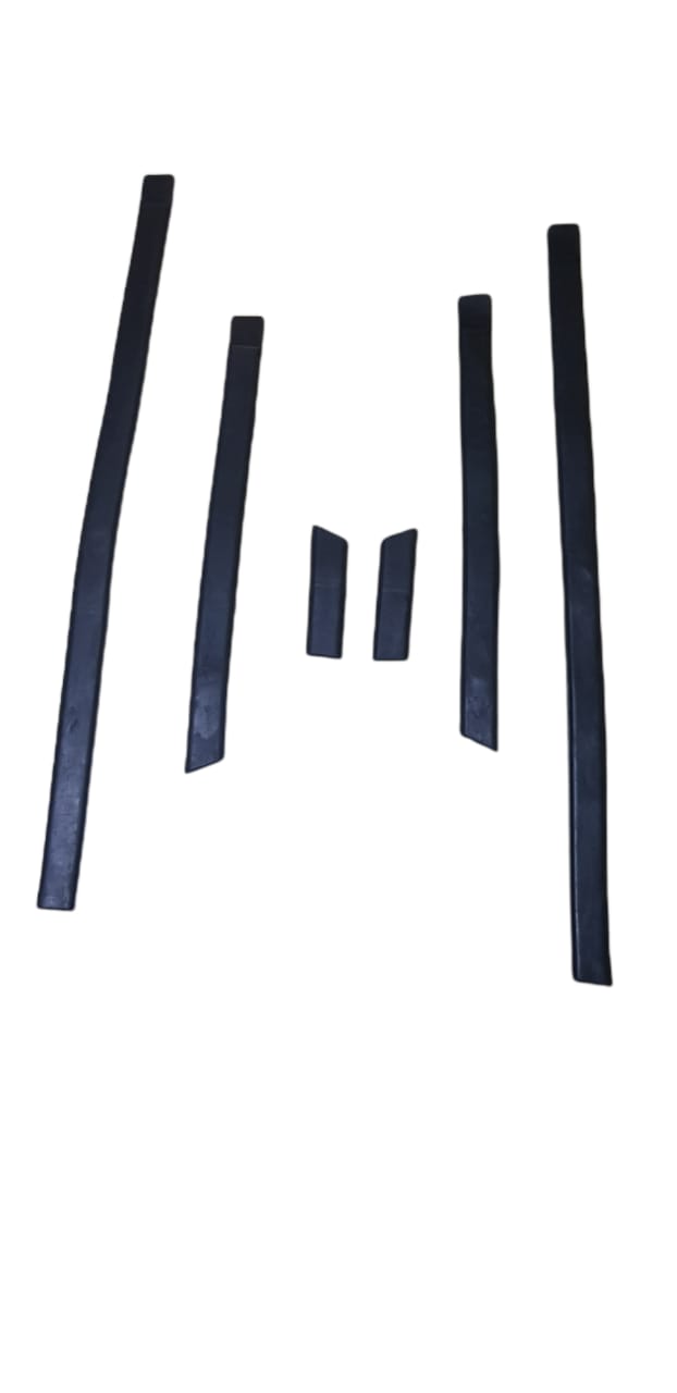 Suzuki Mehran Door Moulding Body Moulding Old Style 6pcs For Both Sides ...