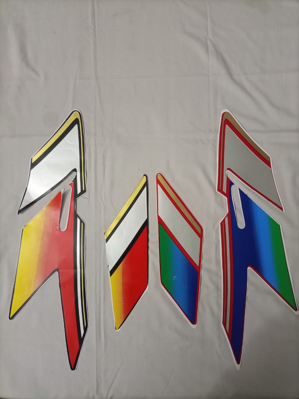 Tanki Tapa Sticker 1993 Model Honda 125 ( COMPLETE SET ) | Daraz.pk