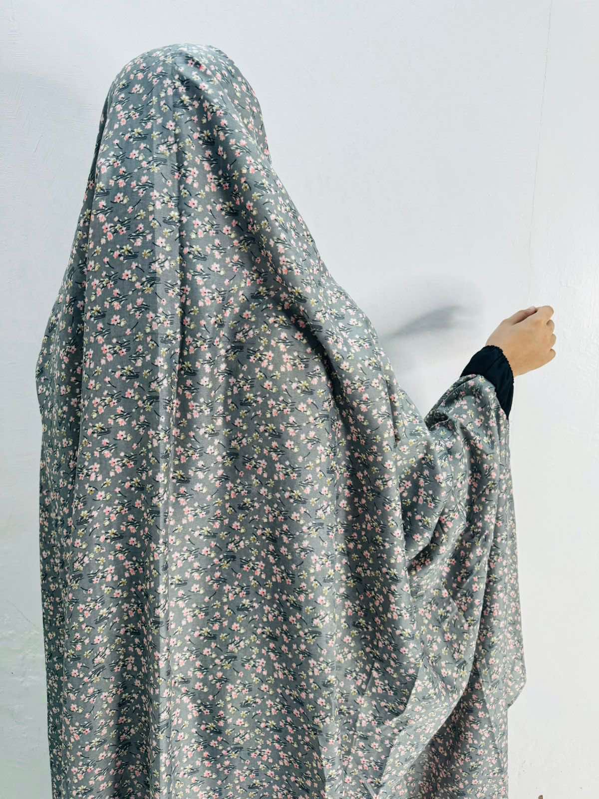 Stitched Namaz Chadar Prayer Shawl With Sleeves for Women & Girls ...