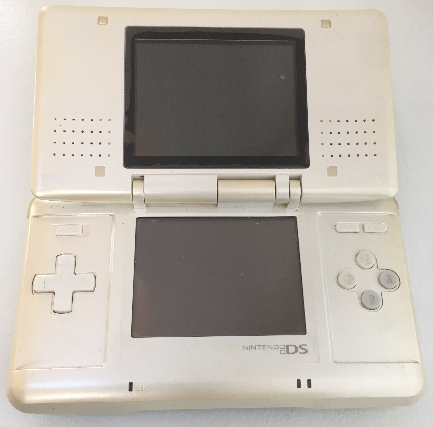 Classic Nintendo DS With All Games R4 Card and Charger (USED ) | Daraz.pk