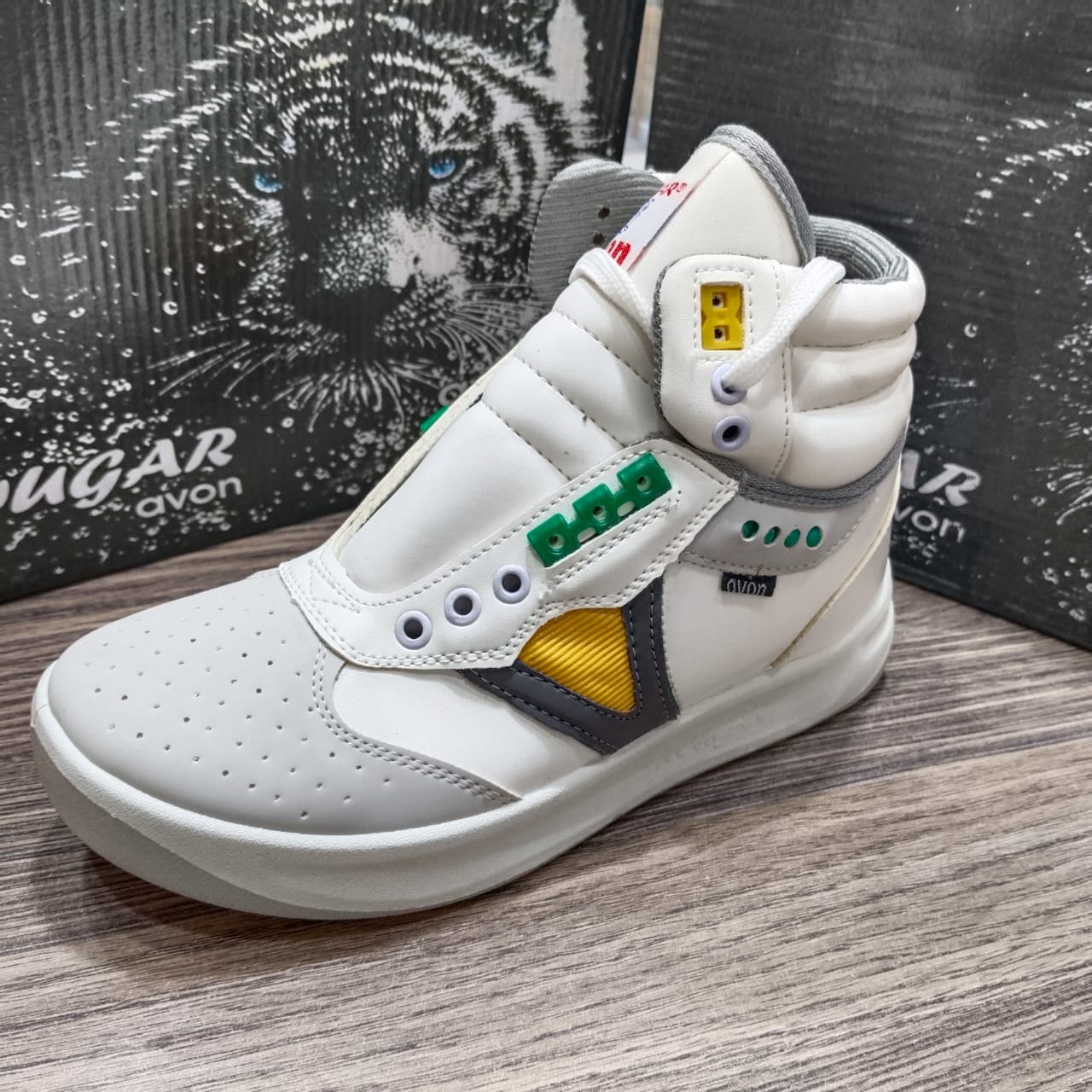 Get Comfortable and Durable Avon Kouger Men's Running Shoes with PVC ...