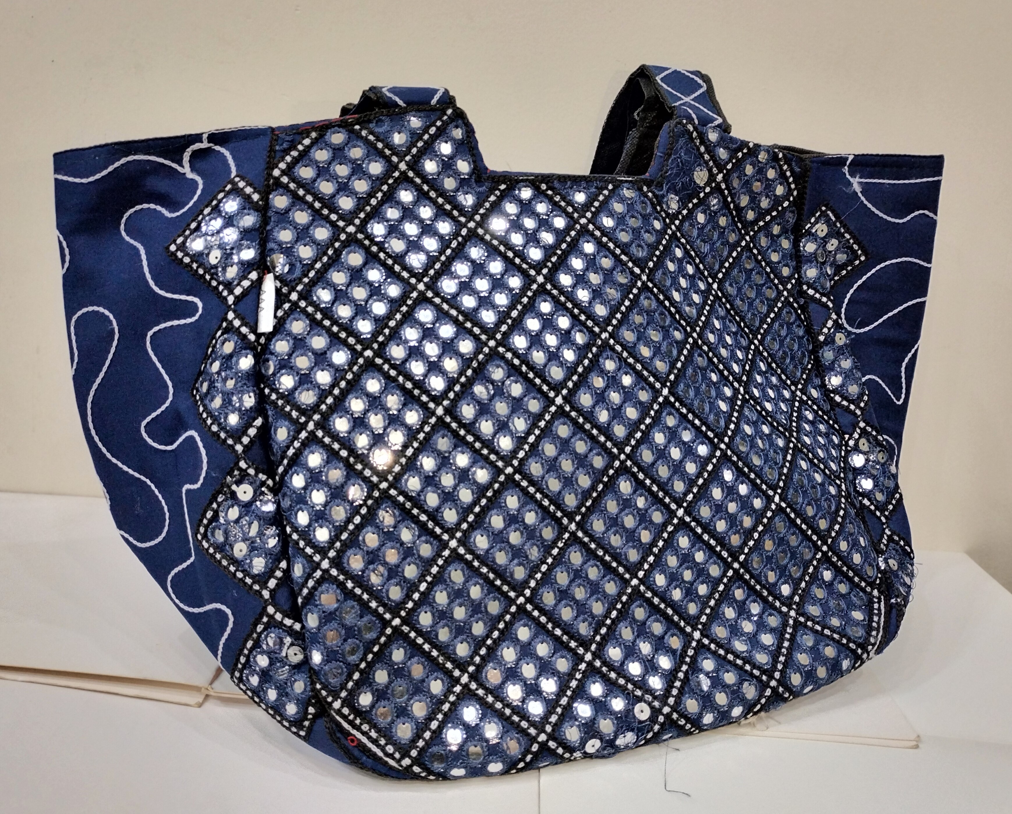 pakistani traditional embroidered hand shoulder strap bag full size ...