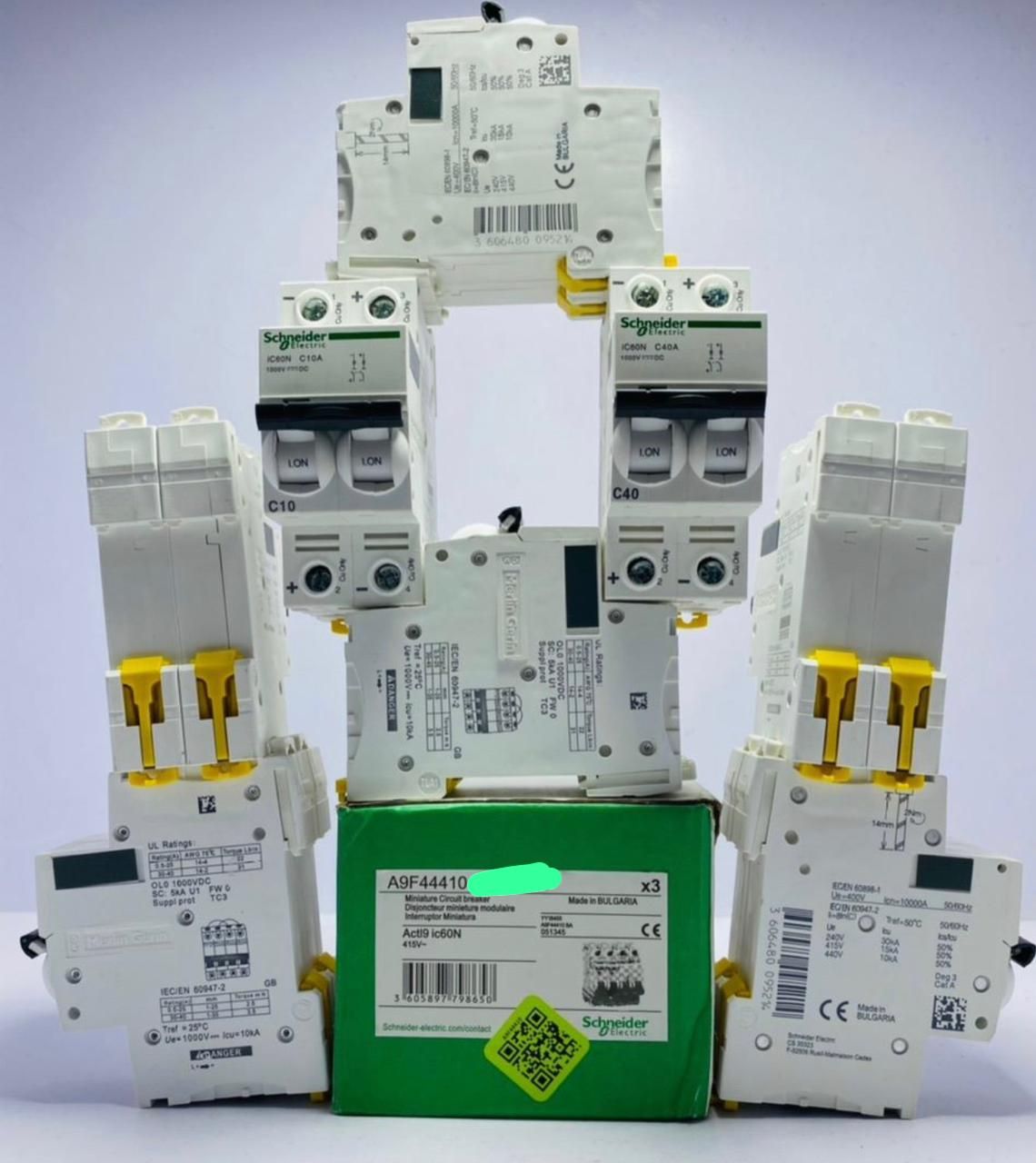 DC Safety Circuit Breaker 2 Pole 32A, 20A, 63A. | Daraz.pk