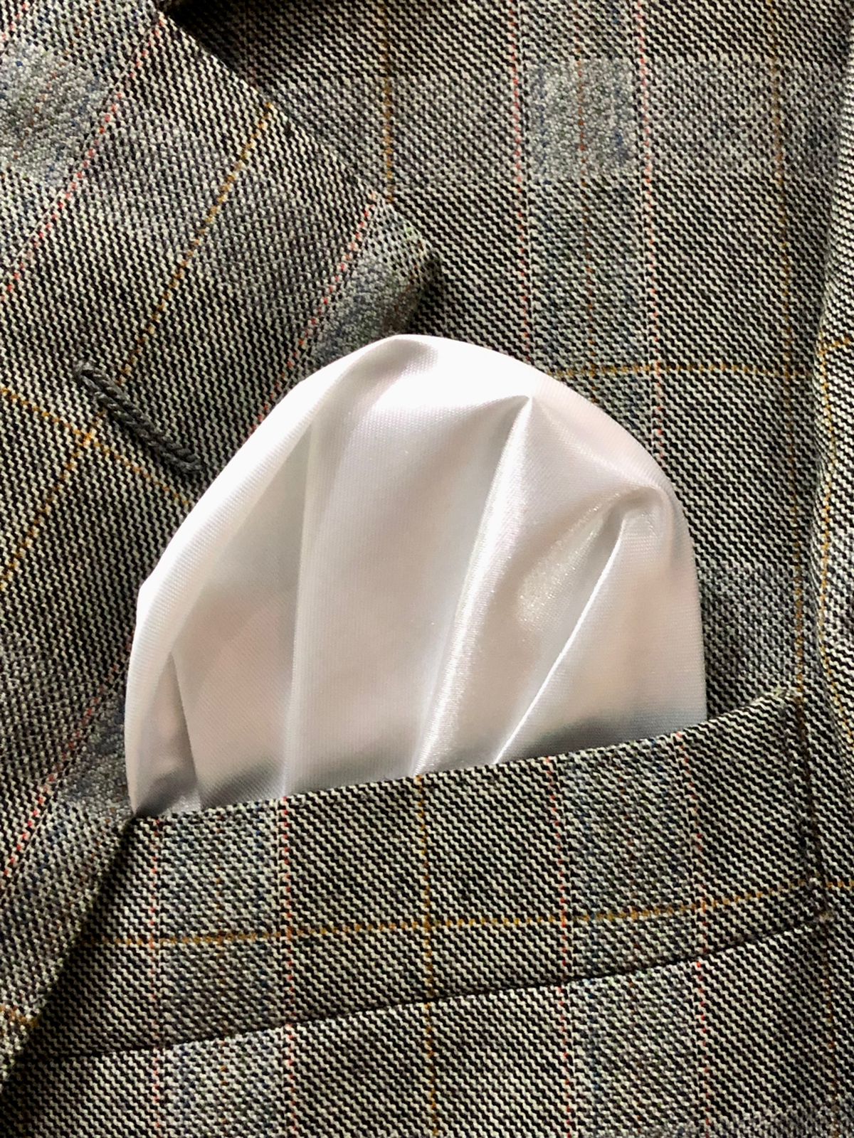 Mens Readymade Mixed Silk Prefolded Shiny White Pocket Square Romal ...