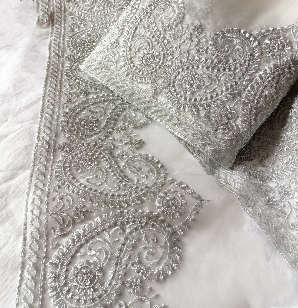 FASHION! ONE Gaz/ FANCY EMBROIDERED WIDE PATCH LACE FOR WOMEN CLOTHES ...