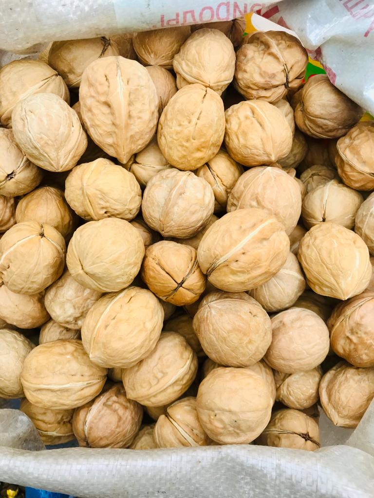 Akhrot , Walnut 1kg , Fresh Imported Akhrot , Akhrot Kaghzi , Akhrot 1kg , Akhrot in 1kg pack ...