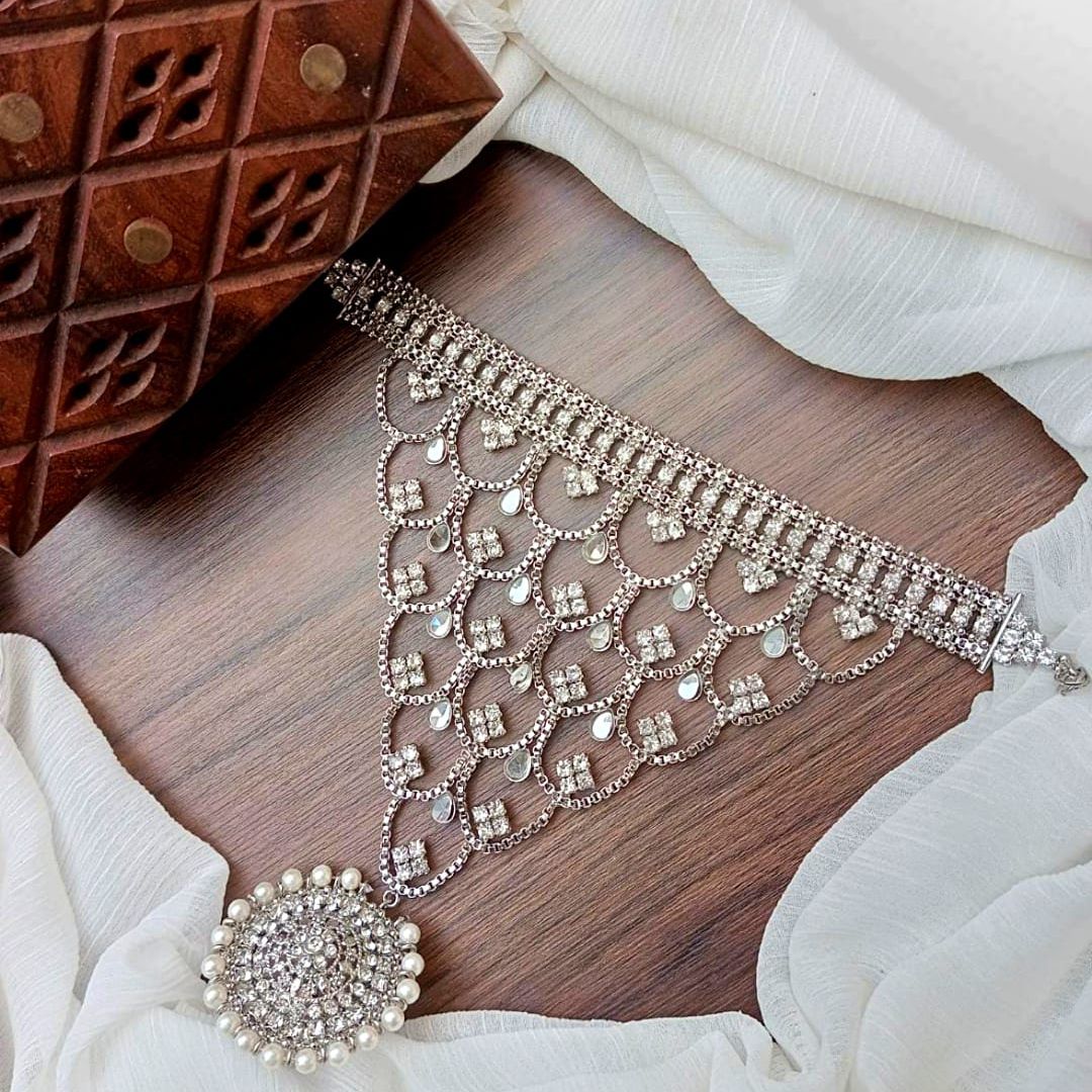 body jewelry hand panja | Daraz.pk