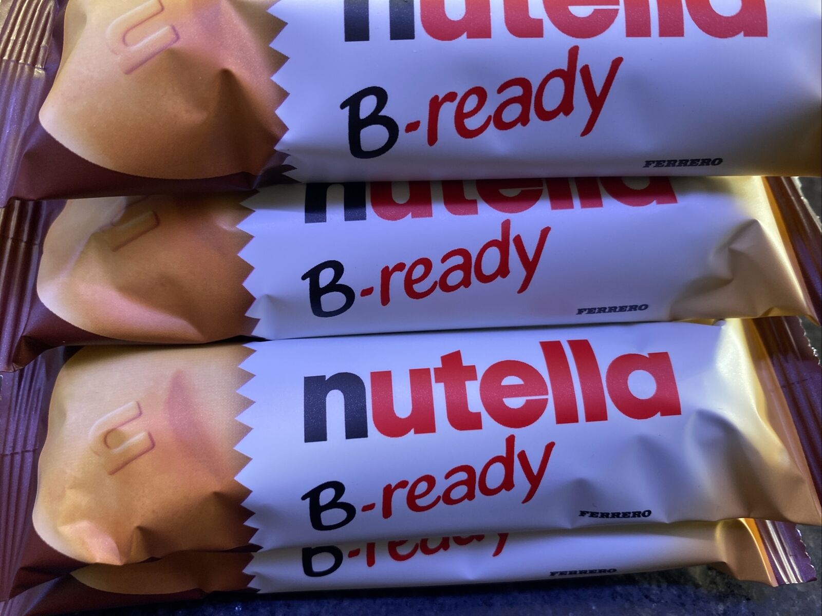 Chocolate | Nutella B Ready with crispy wafer bar filled with nutella ...