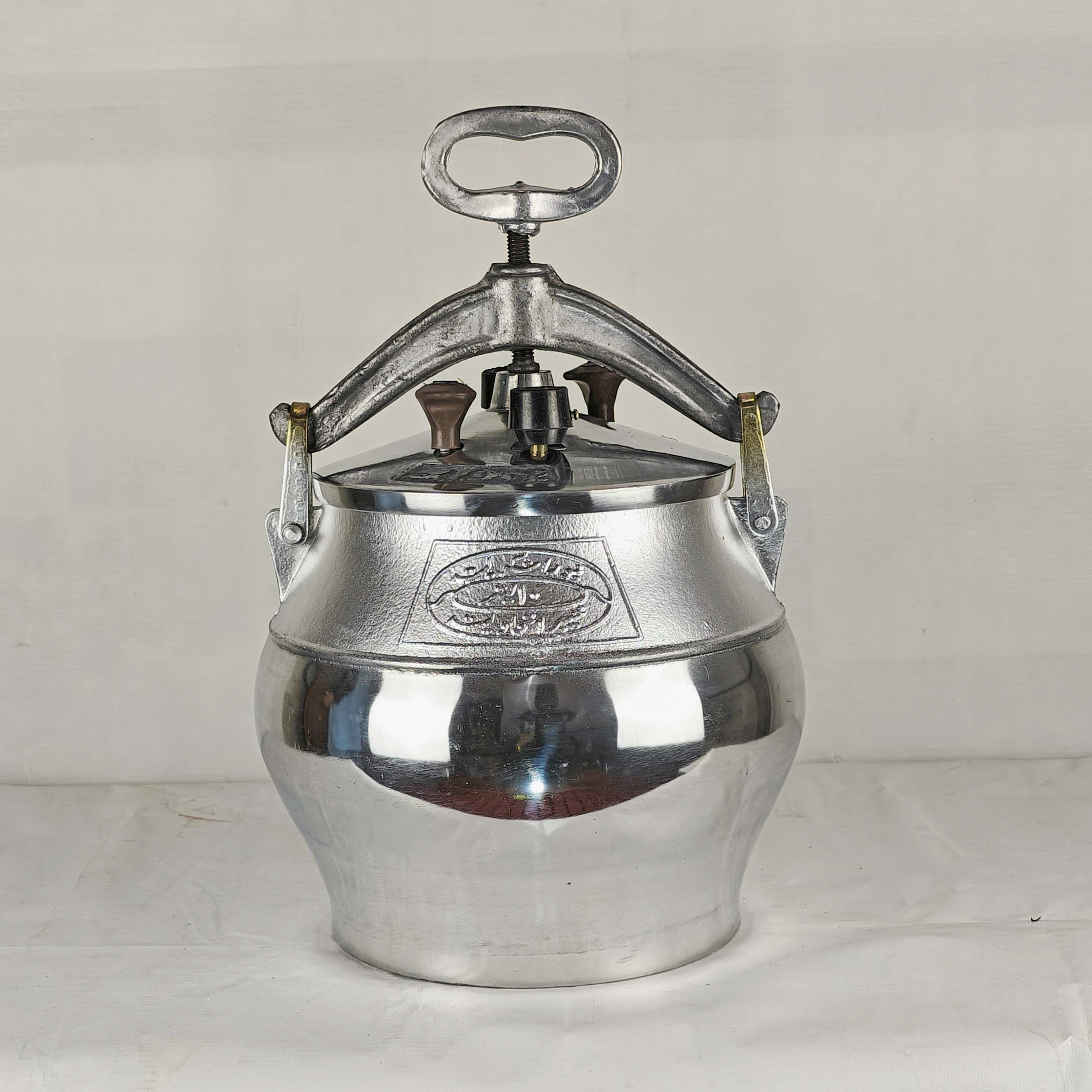 Afghani Pressure Cooker White color with 3 Values one bypass valve to ...