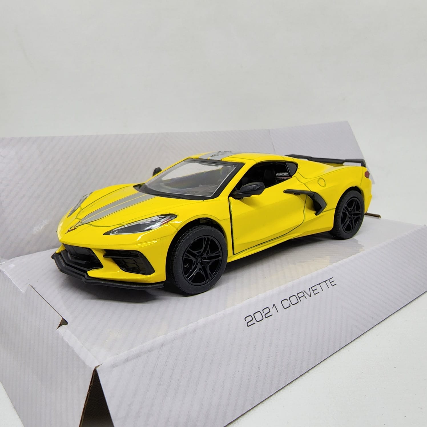 Kinsmart 2021 Corvette w/ printing - 1/36 scale diecast model | Daraz.pk