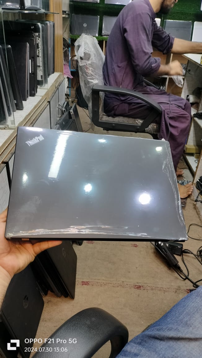 Lenovo Thinkpad x260 | i5 6th generation | 256gb SSD | 8GB RAM DDR4 ...