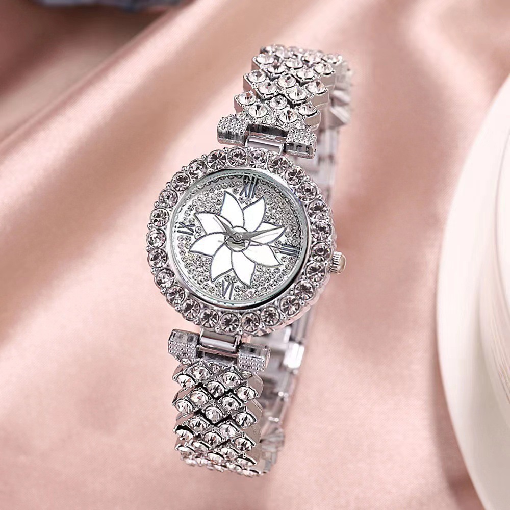 Be the Envy of the Room with this Elegant 6 Piece Luxury Quartz Watch ...
