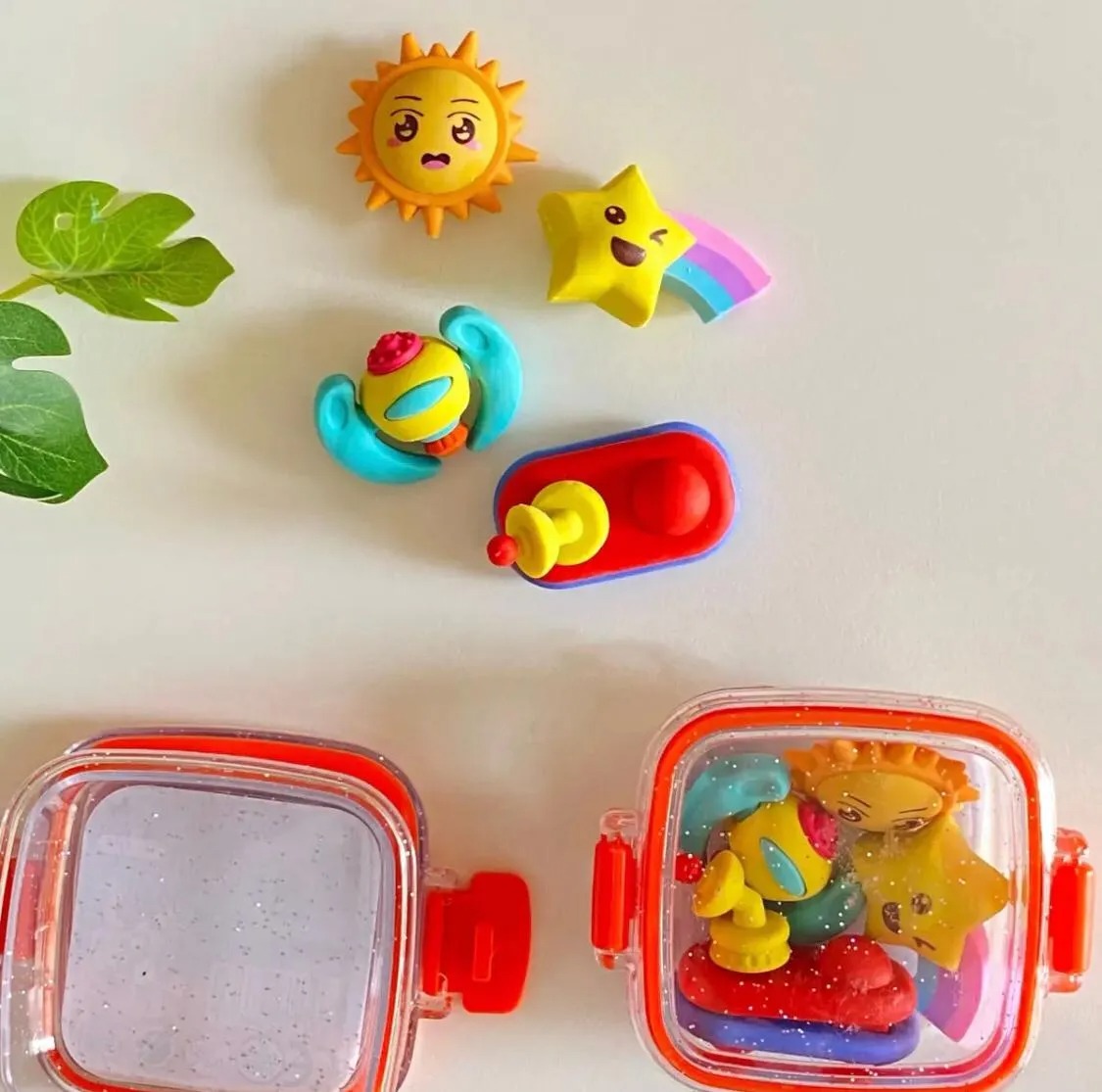 1 box of 4 small / mini erasers (1-3cm) / fancy erasers / rubbers ...