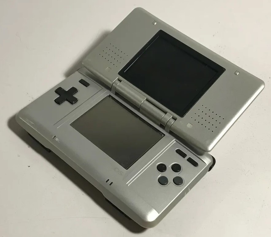 Classic Nintendo DS With All Games R4 Card and Charger (USED ) | Daraz.pk